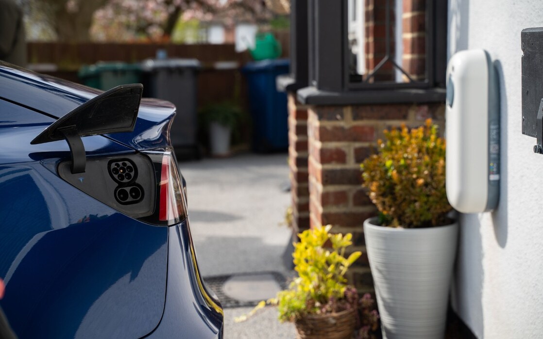 Ladestation Elektroauto: Kosten [Kauf & Installation] | Tankkarte für ...